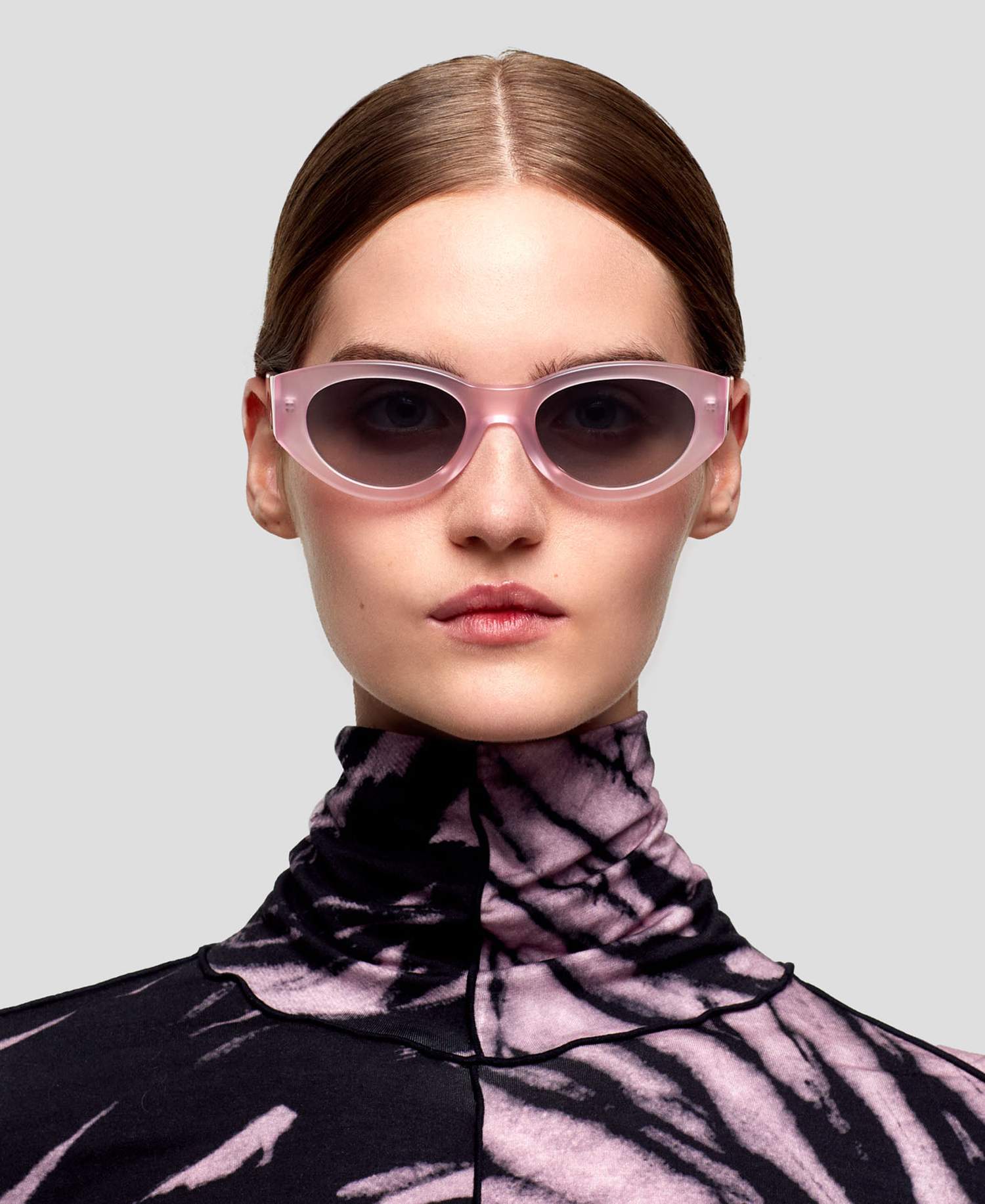 Купить очки PYE The Chains Plum Milky Rose Black Gradient | P.Y.E.